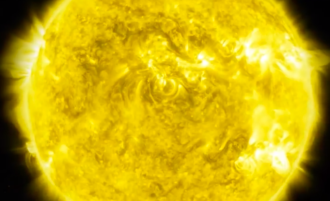 Una impactante erupción en el Sol podría ayudar a explicar las ...